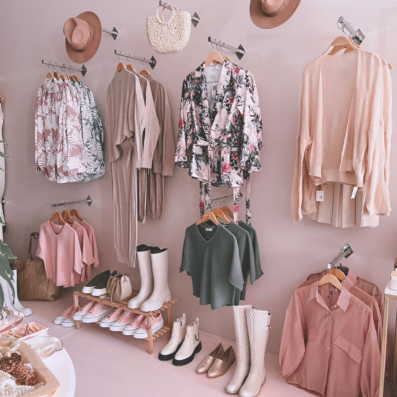 shop all – Bloo the Studio